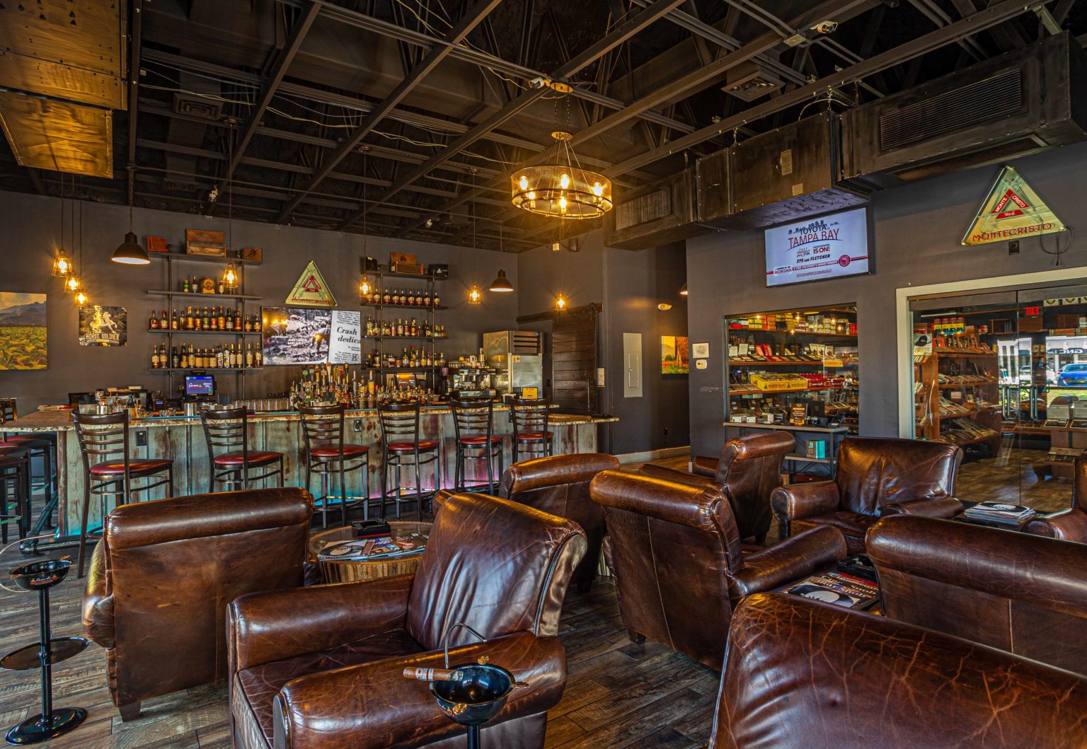 7 of Tampa Bay’s Best Cigar Bars and Lounges - Tampa Magazine