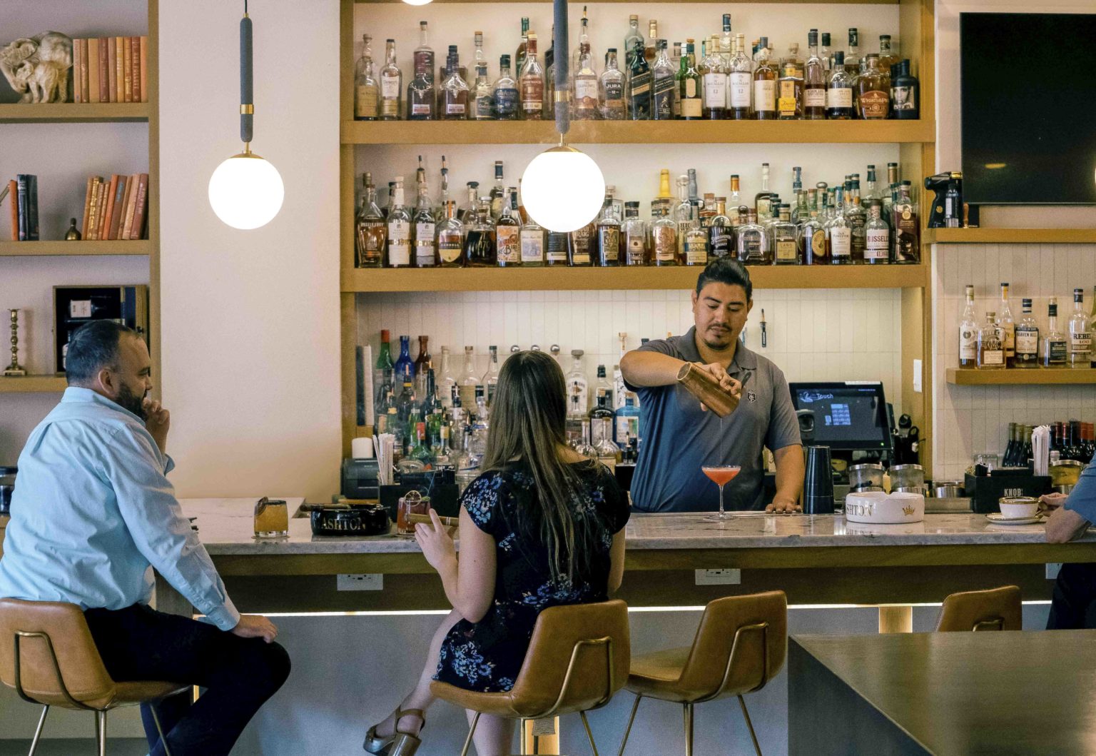 7 of Tampa Bay’s Best Cigar Bars and Lounges - Tampa Magazine